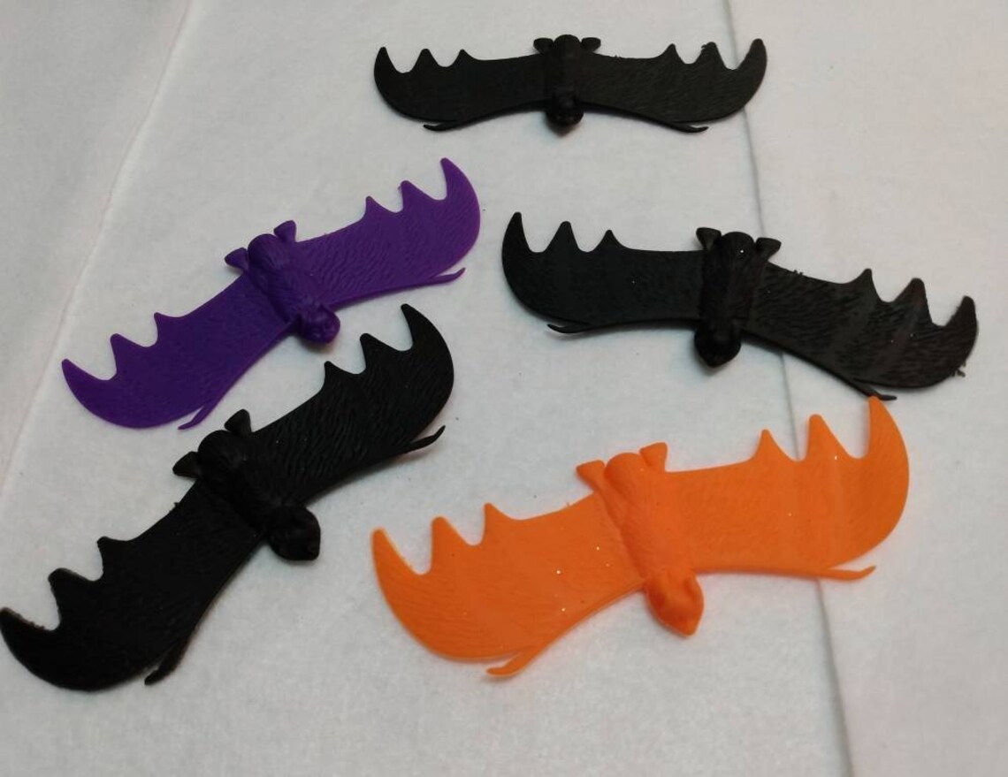 5pc Rubber Bats, Halloween Bats, Halloween Wreath Supplies, Halloween ...