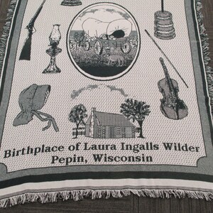 Birthplace of Laura Ingalls Wilder Pepin, Wisconsin Dark Green/cream ...