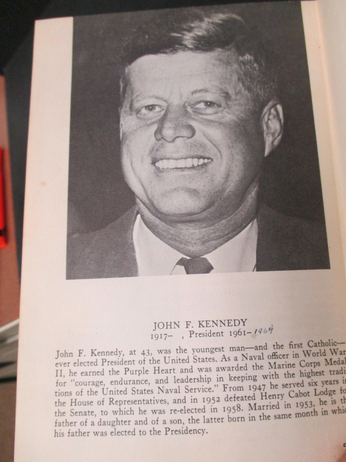 The Story of America in Pictures by Alan C. Collins New Revised Edition ...