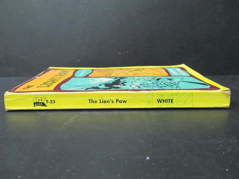 The Lion's Paw by Robb White Vintage Paperback Mystery - Etsy