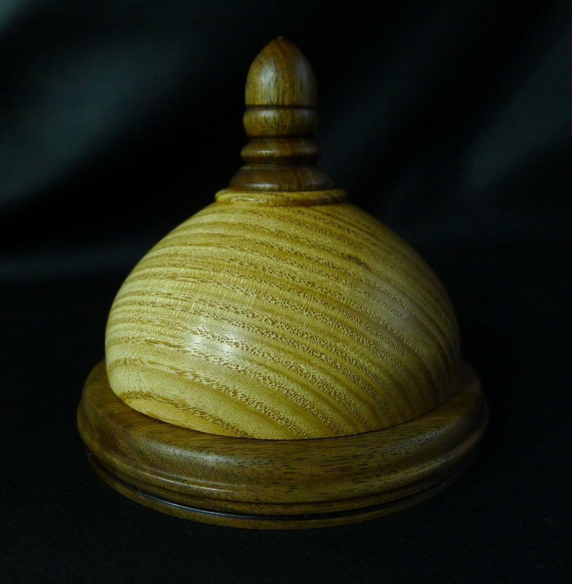 Garlic Box in Sophora Japonica & Walnut. Garlic Cover. Garlic - Etsy