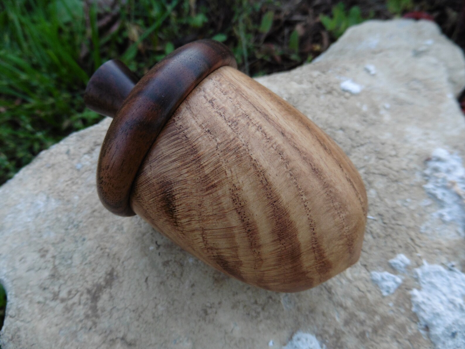 Acorn Box Wooden Box With Acorn Cap Lid in Walnut. Base in - Etsy