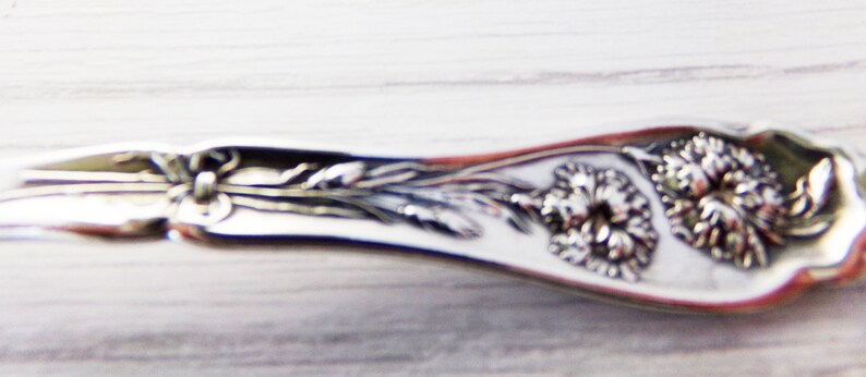 Vintage W.R. Silver Plate Carnation Butter Knife: Repoussé Floral ...