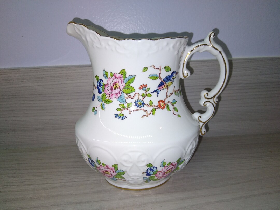 Fine Bone China Porcelain Pitcher PEMBROKE AYNSLEY 6 X 5.5" Gold Trim ...