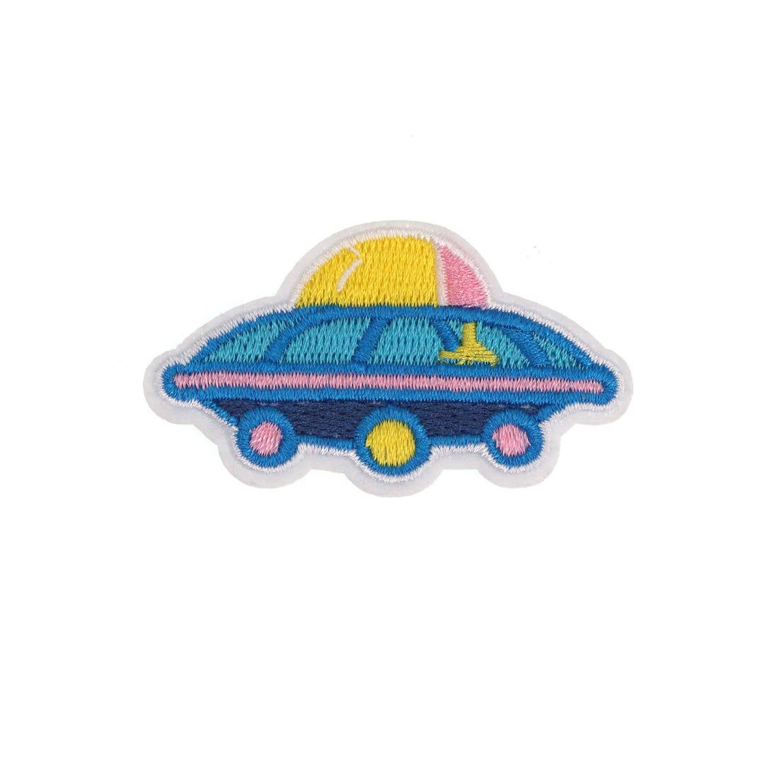UFO Embroidered Iron on Patch, UFO Badge Applique - Etsy