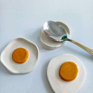 Spoon Rest Fried Egg - Ceramic Kitchen Ware - Handmade Spoon Rest ...