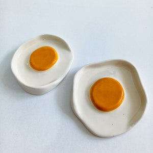 Spoon Rest Fried Egg - Ceramic Kitchen Ware - Handmade Spoon Rest ...