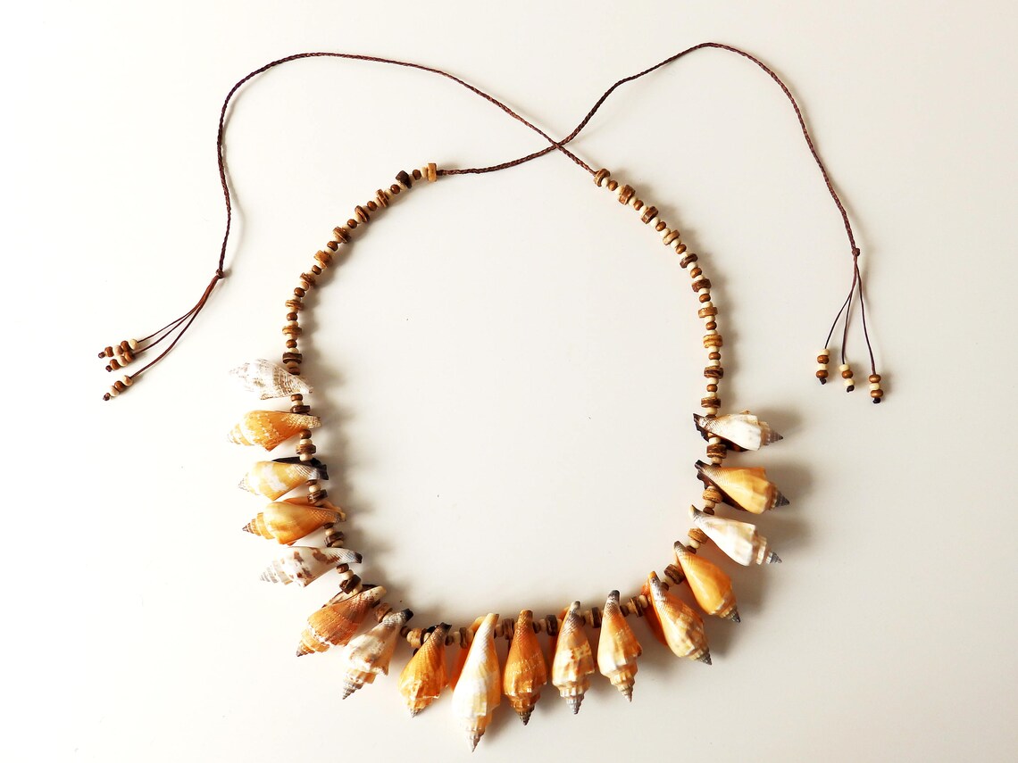 Necklace of Sea Shells and Beads of Wood and Coconut. Completion of ...