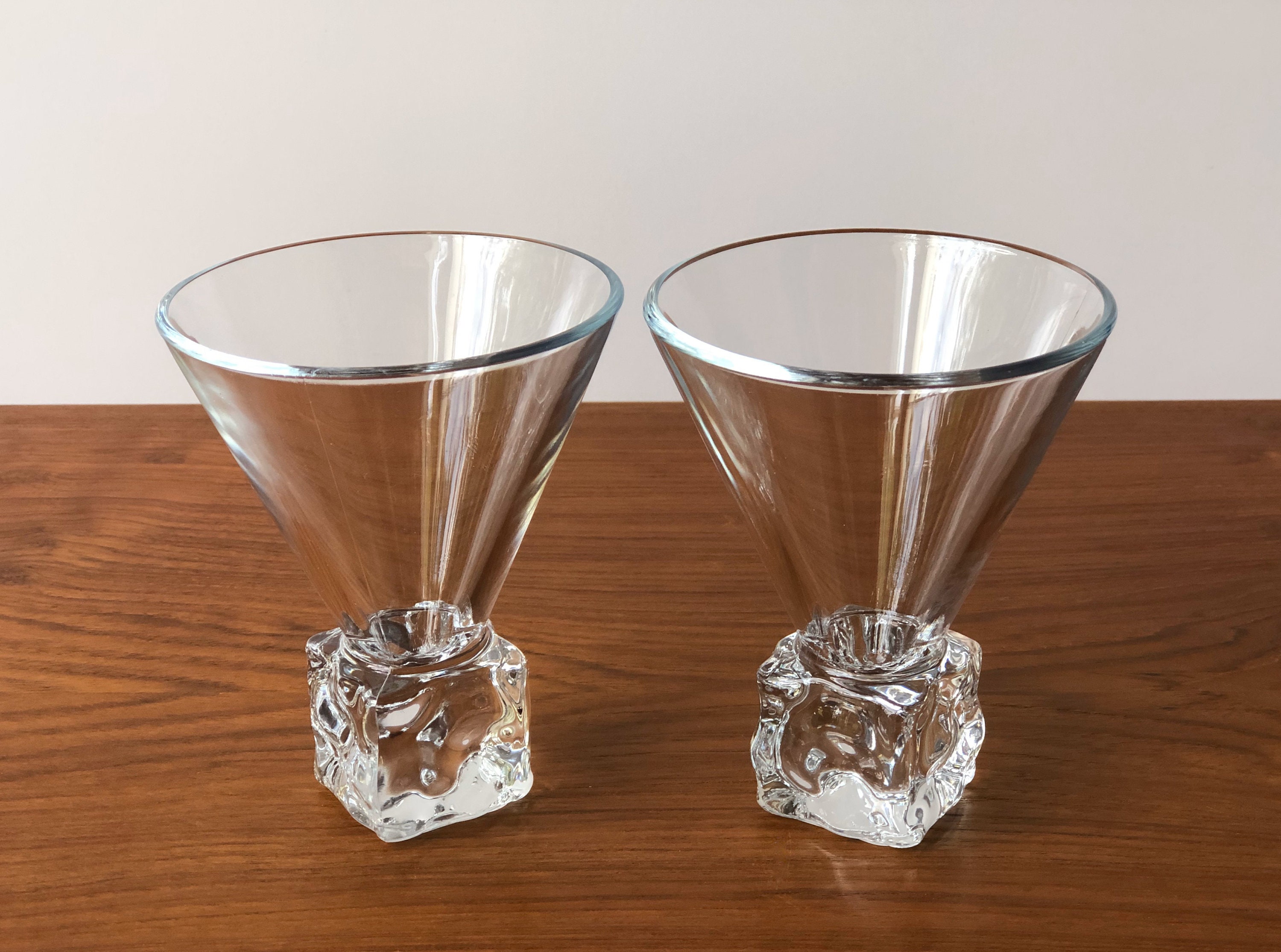 Vintage Disaronno Melting Ice Cube Base Martini/cocktail Glasses Set of ...