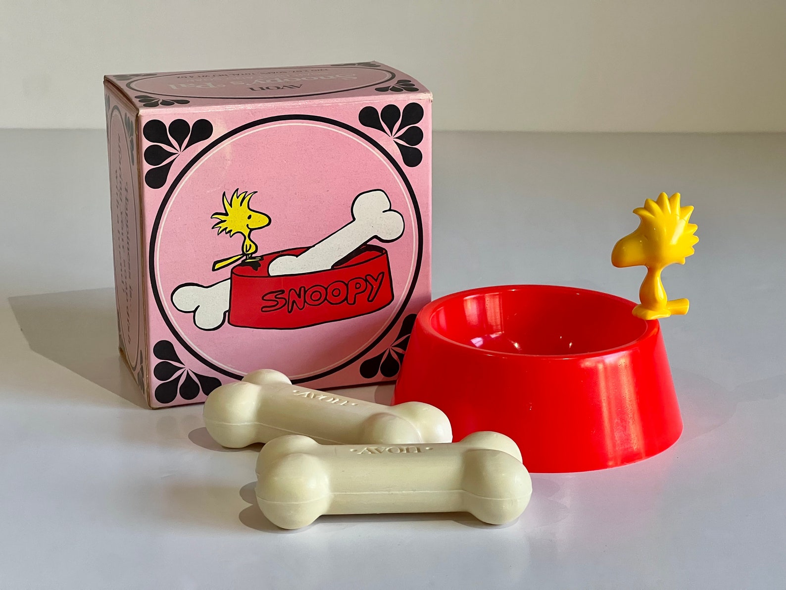 1973 Snoopy's Pal Woodstock - Peanuts Avon Soap Dish & Bone Soaps in ...