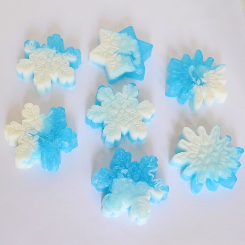 50 SNOWFLAKE PARTY FAVORS Snowflake Soap Winter Wonderland | Etsy