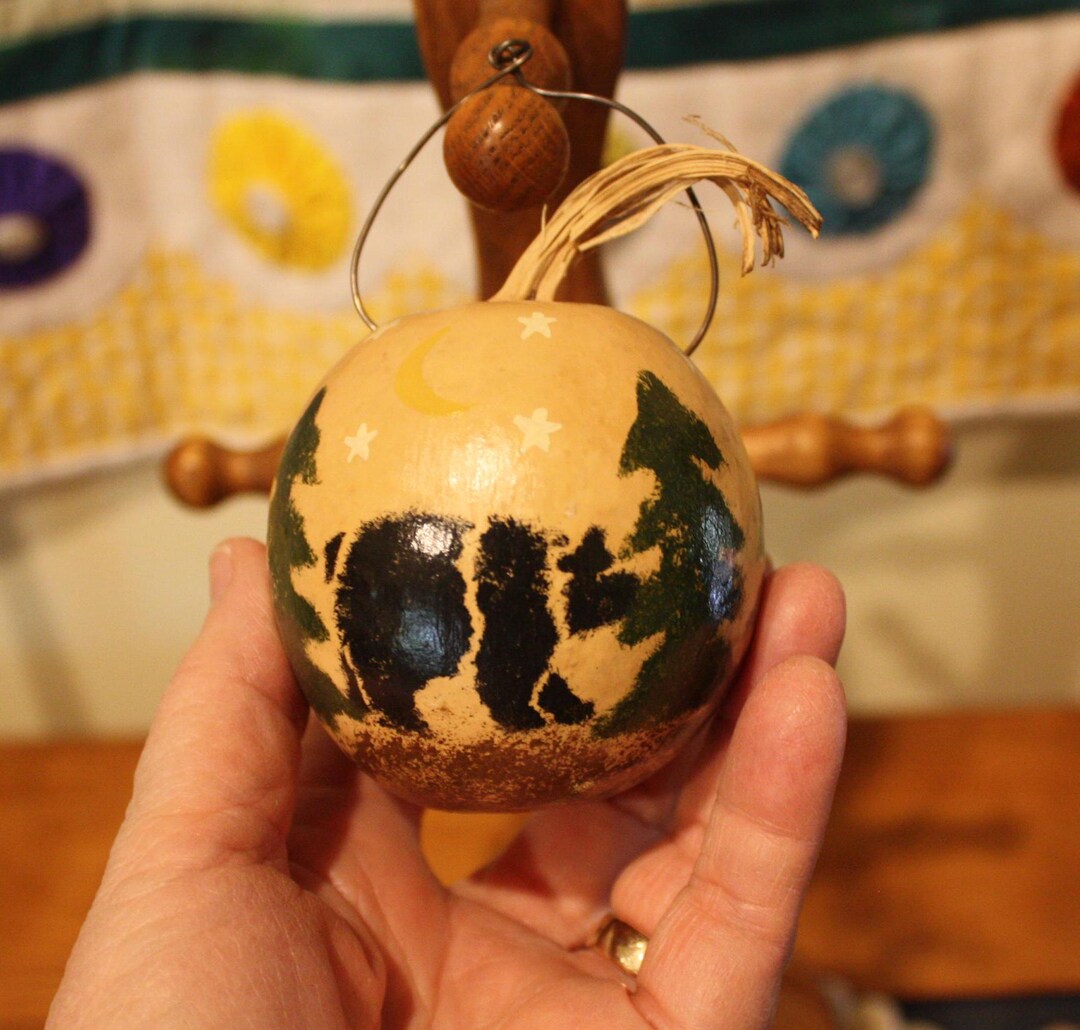 Hand Painted Gourd Christmas Decoration Vintage Folk Art Primitive Bear ...