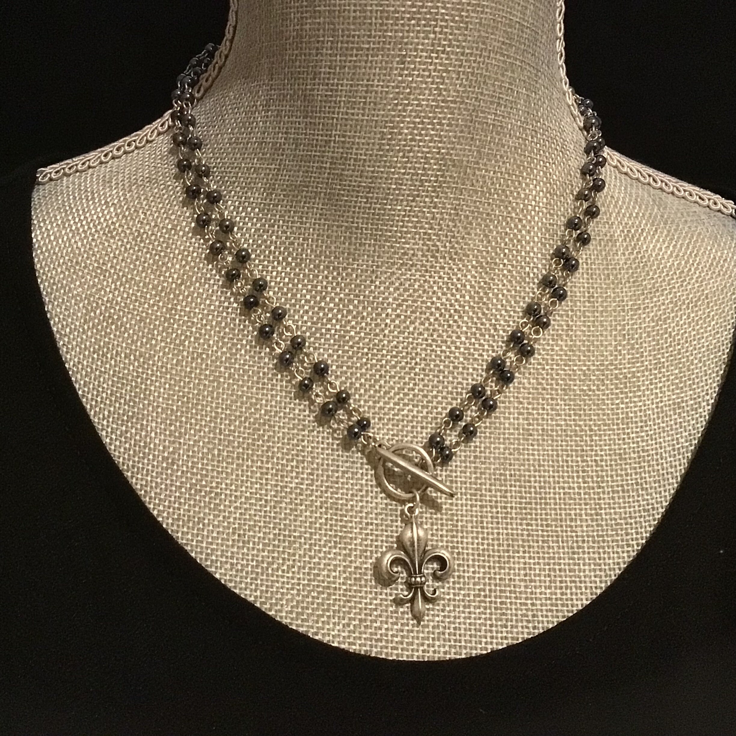 Gothic Fleur De Lis and Rosary Chain Necklace Front Toggle - Etsy
