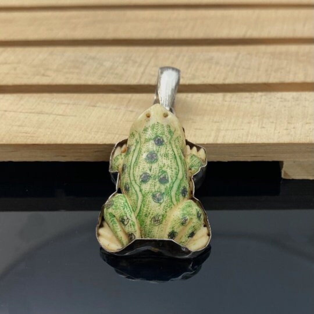 Vintage Hand Carved Frog 925 Silver Pendant Hand Painted Fertility Luck ...