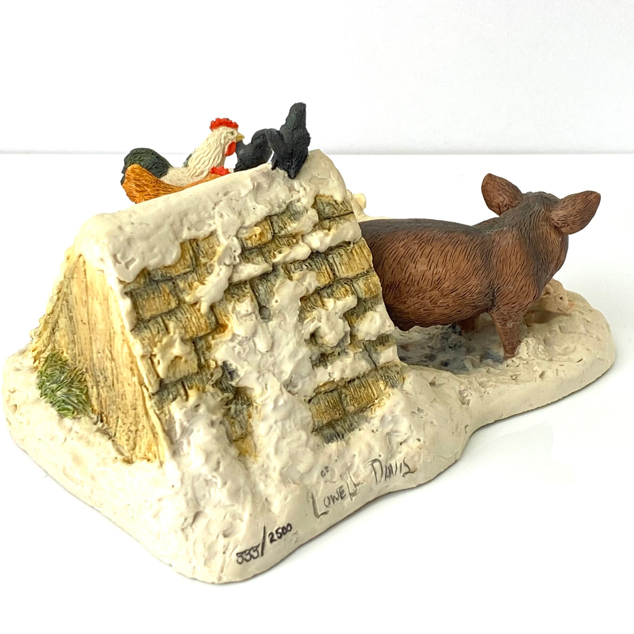 Vintage 1993 Lowell Davis Figurine With Wooden Base / Waiting - Etsy