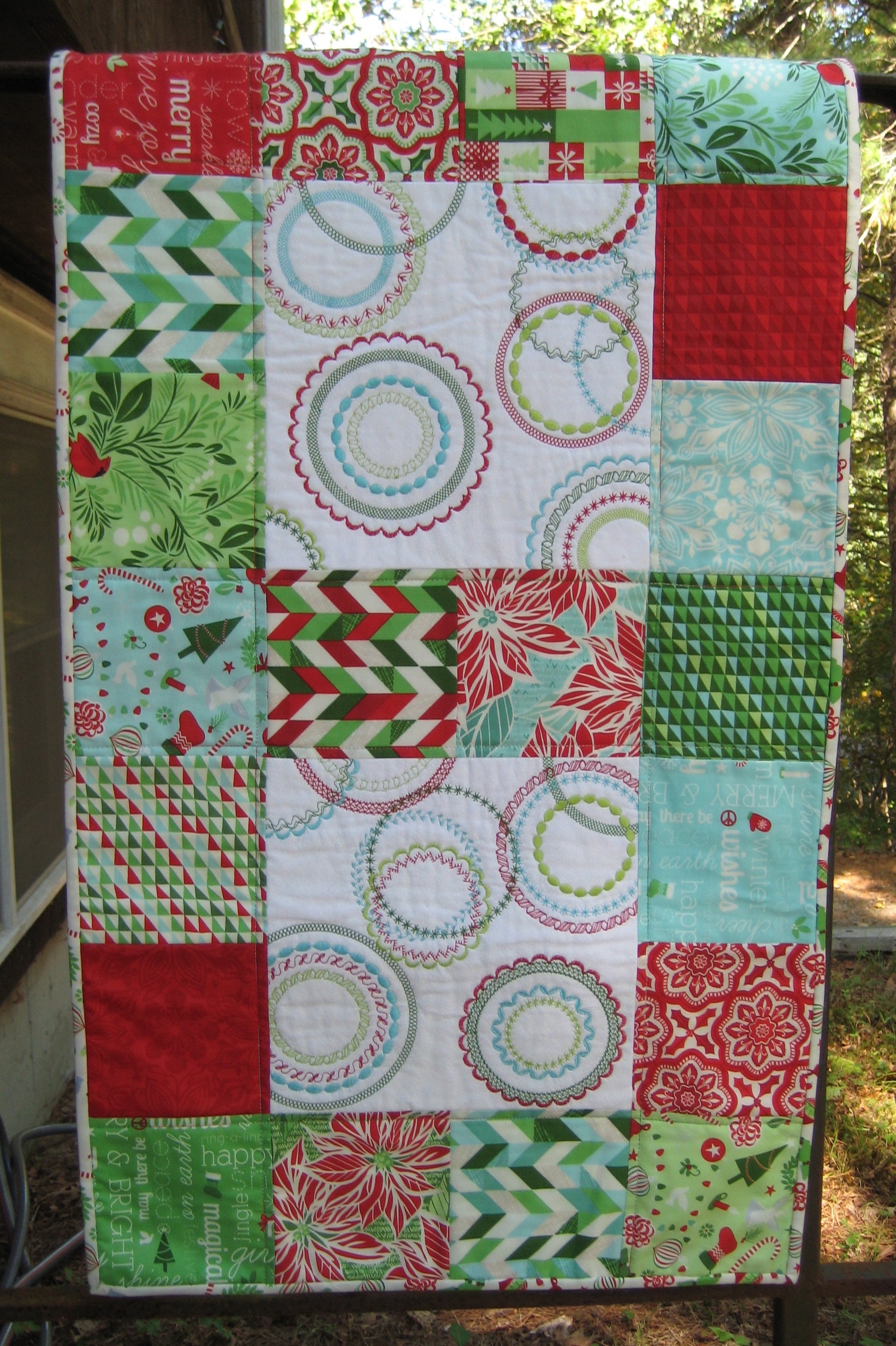 Charm Pack Circle Stitching Table Runner PDF Quilting Pattern (SMS ...