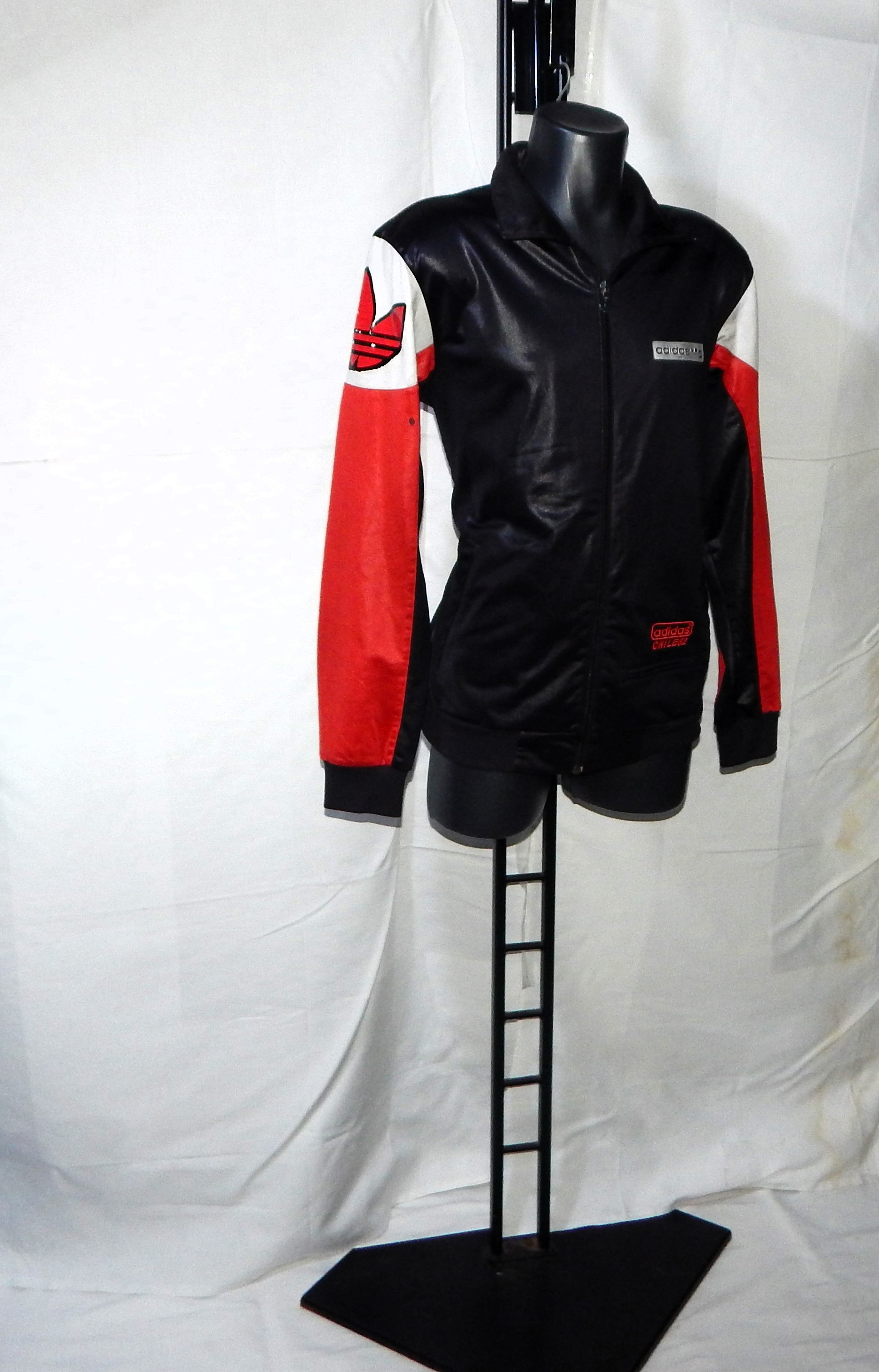 Adidas Chile 62 Vintage 80s Style Trefoil Adults' Training Sport ...