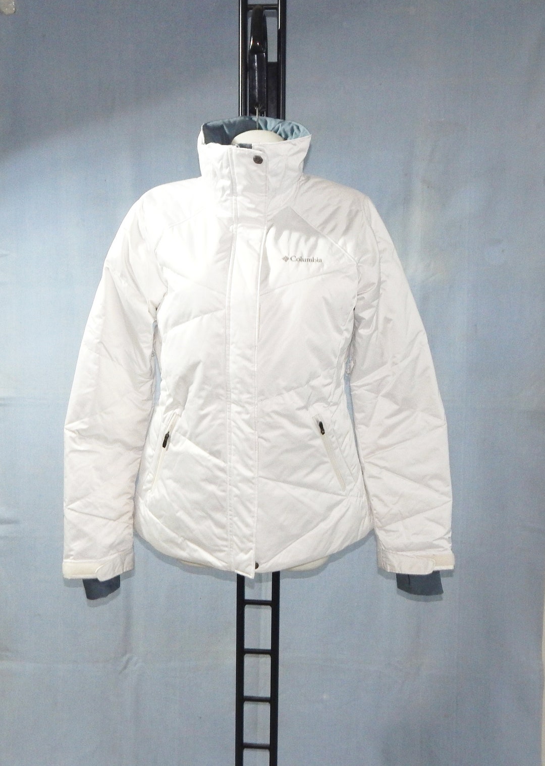 COLUMBIA Vintage Women's Goose Down Coat Padded Jacket. Label Size L ...