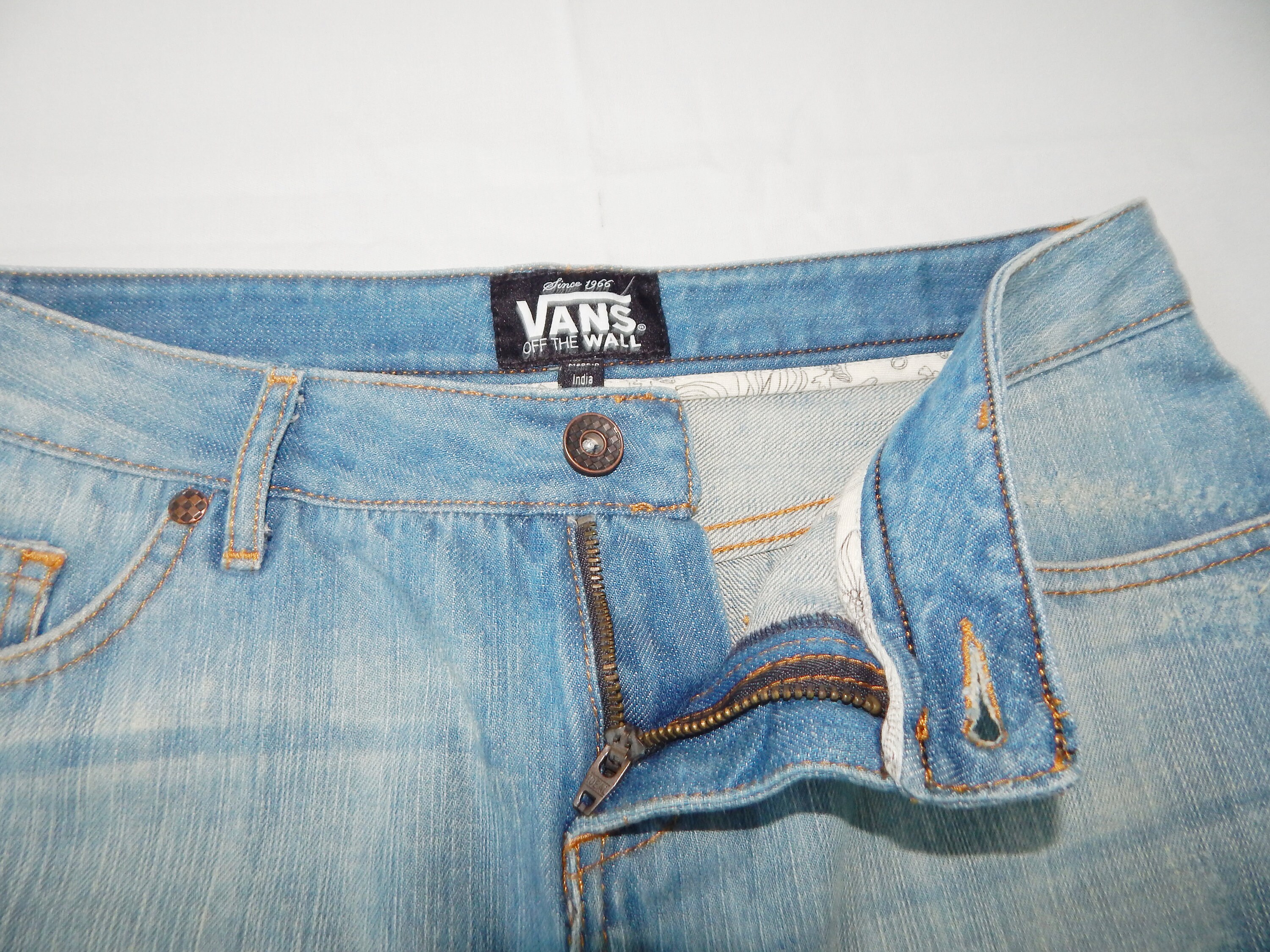 VANS Vintage 2000s Amazing Rare Women's Senim Mini Skirt. Label Size: 5 ...