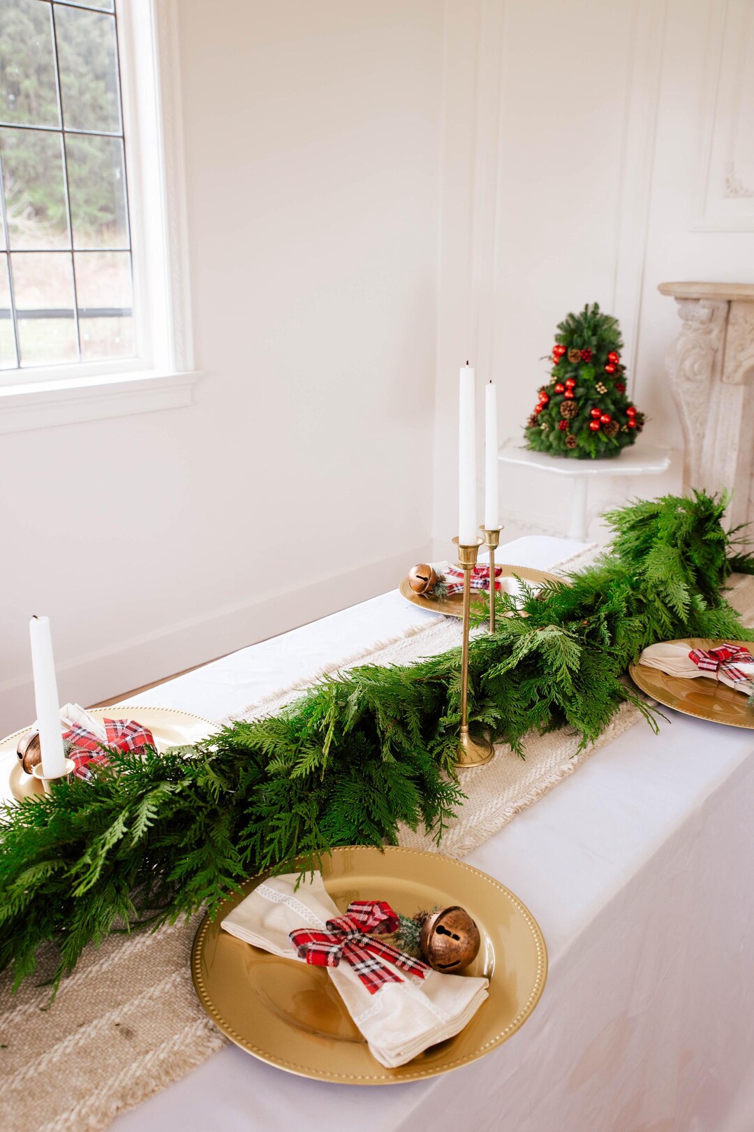 Fresh Western Red Cedar, Holiday Garland, Fresh Garland, Hand Rail ...