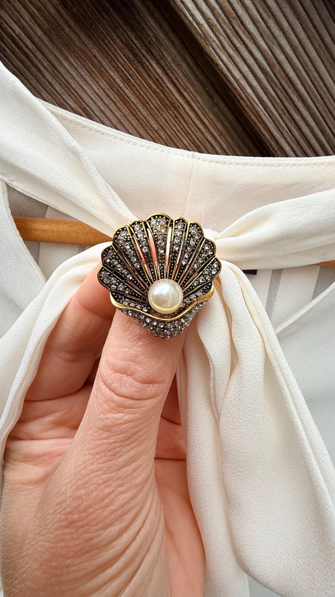 Vintage Art Deco Clam Shell Brooch | Pearl & Crystal - Etsy UK