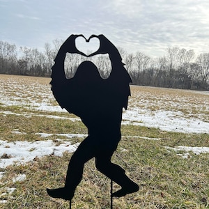 Sasquatch Love, Bigfoot Heart, Swiftie, Love Sign, Heart Hand - Etsy