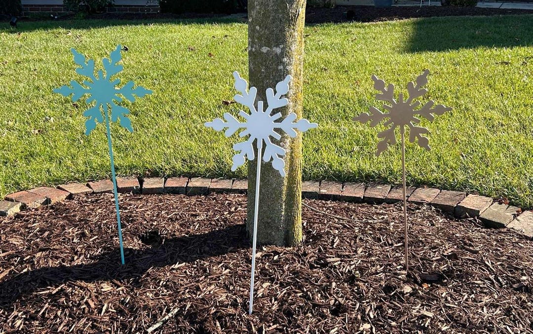Snowflakes, Winter Wonderland, Garden Stake, Metal Yard Decoration - Etsy