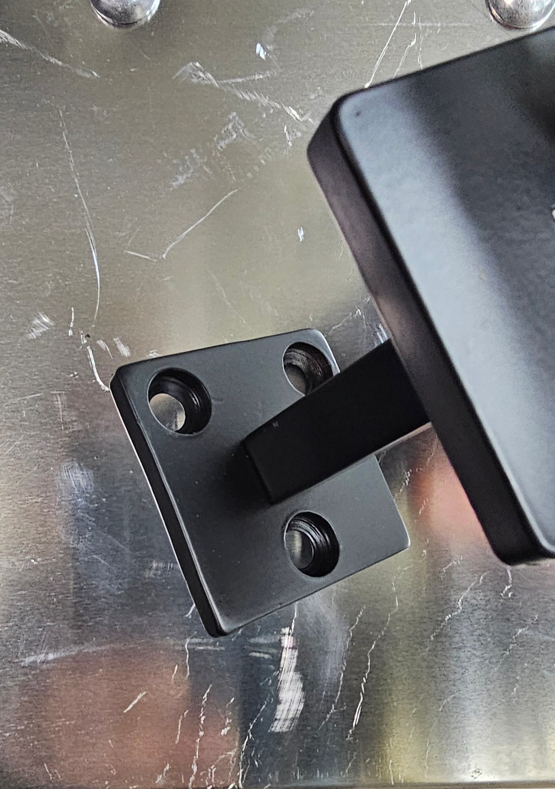 4.5" (HD) Solid Steel Handrail Bracket With Concealed Screw Plate Cover ...