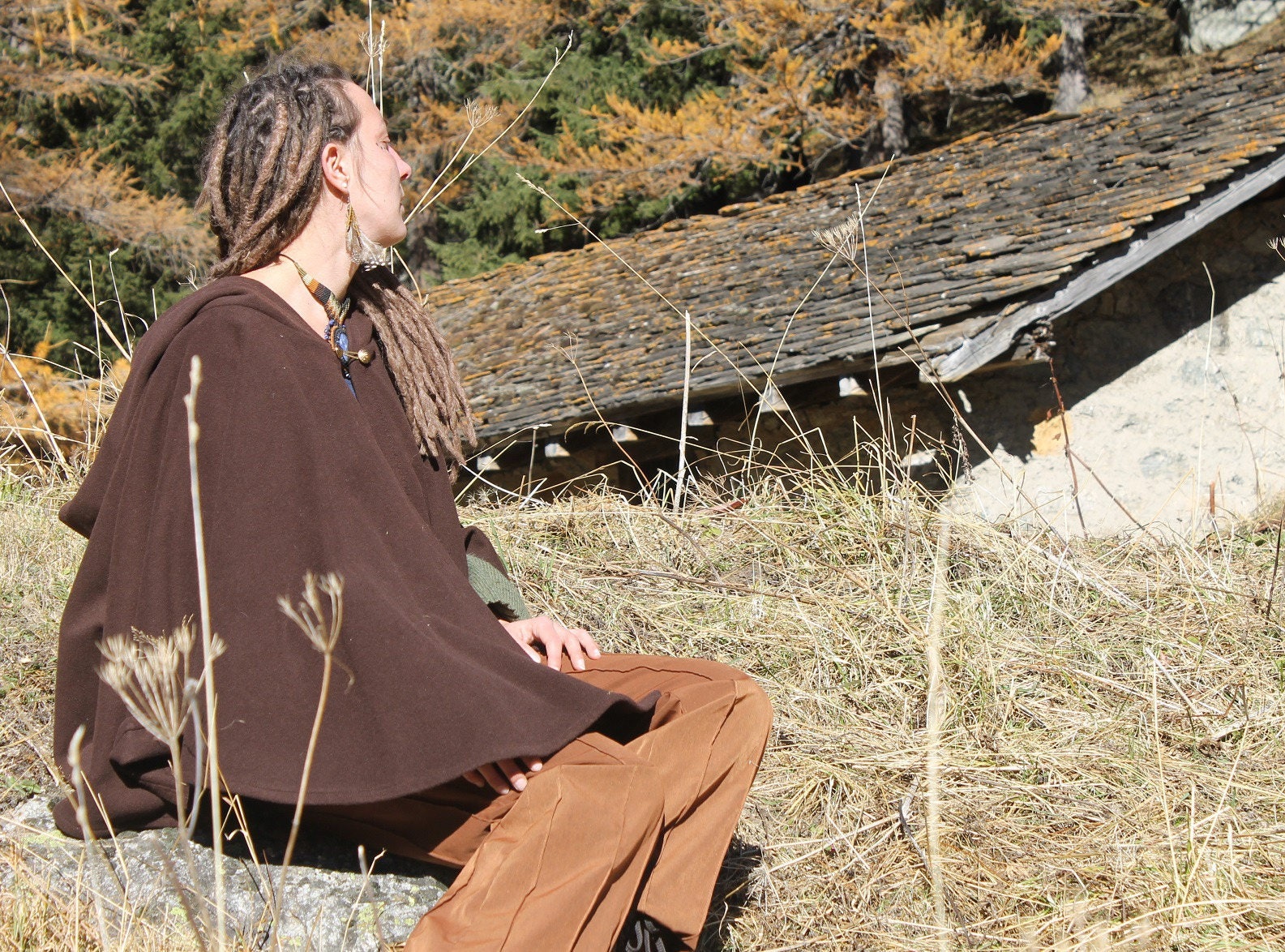 Capuchon médiéval en laine marron | Etsy