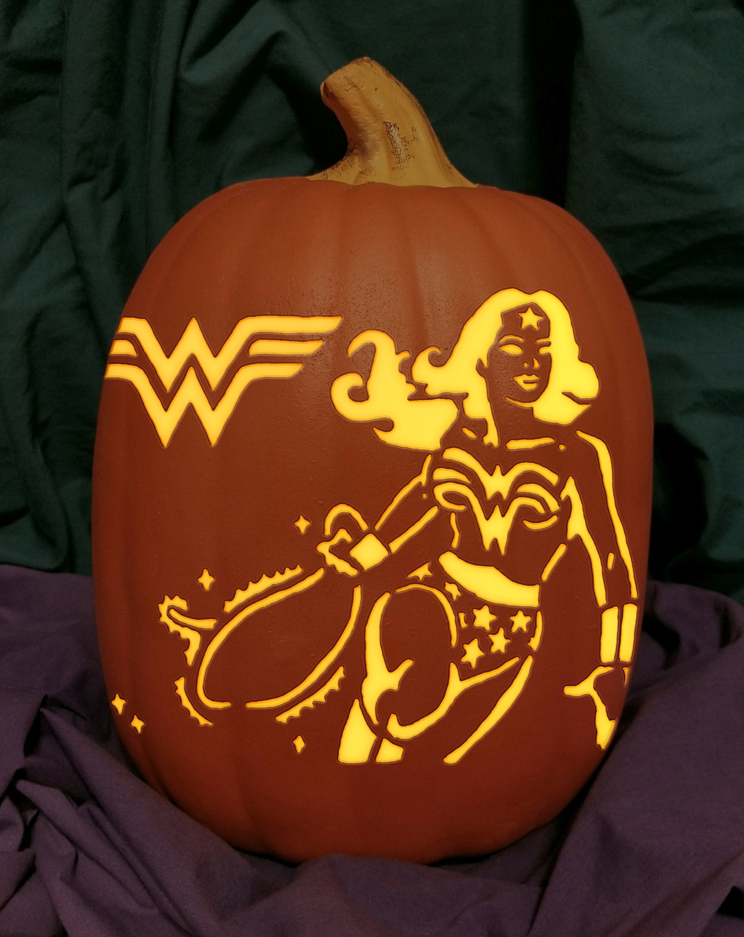 Wonder Woman Pumpkin Stencil
