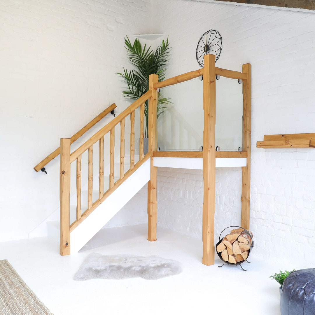 Staircase - Solid Wood - Irregular Design - Landing Area - Newel Posts ...