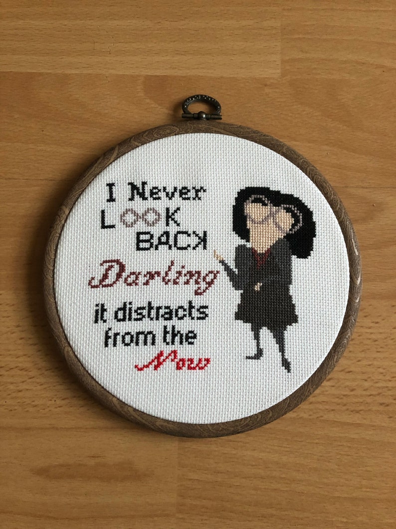 Edna Mode Never Look Back Cross Stitch Pattern PDF - Etsy Canada