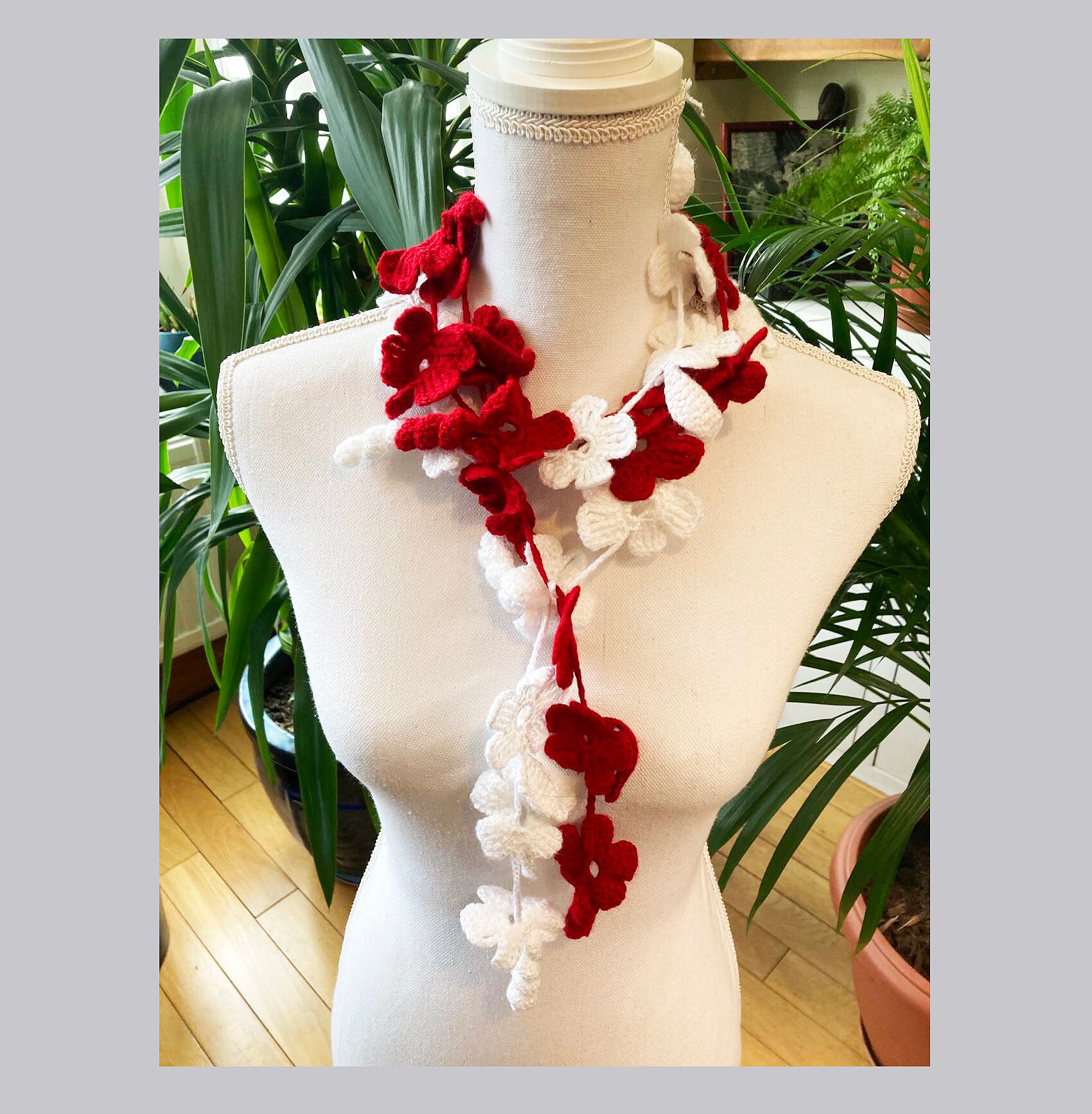 White -red Flowers and Leafy Neck Garland Shawl Necklace - Boho Style ...