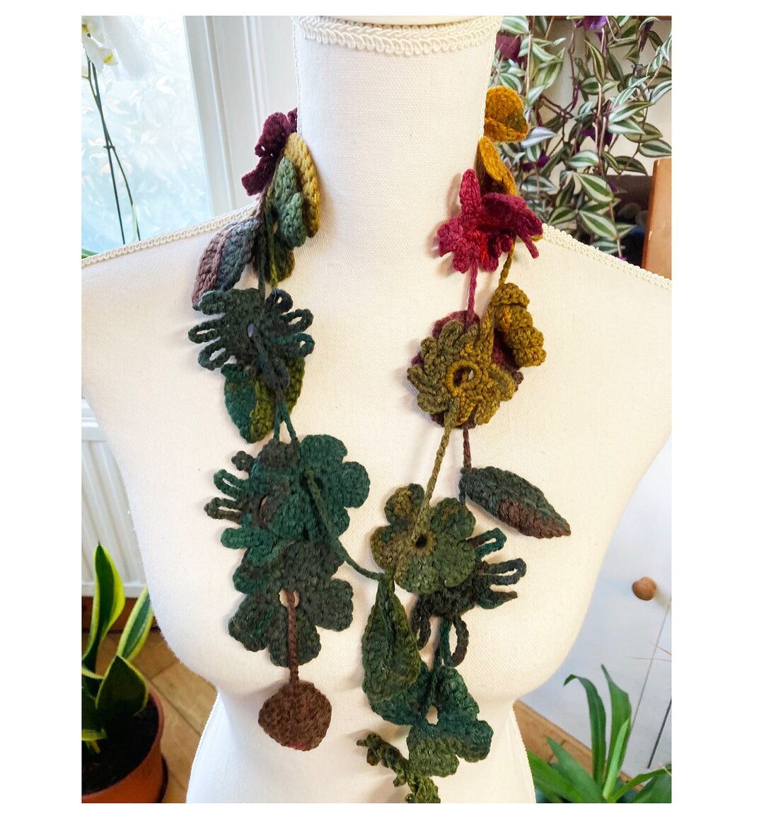 Gradient Multi Colors Leafy Flowering Neck Garland Shawl Necklace ...