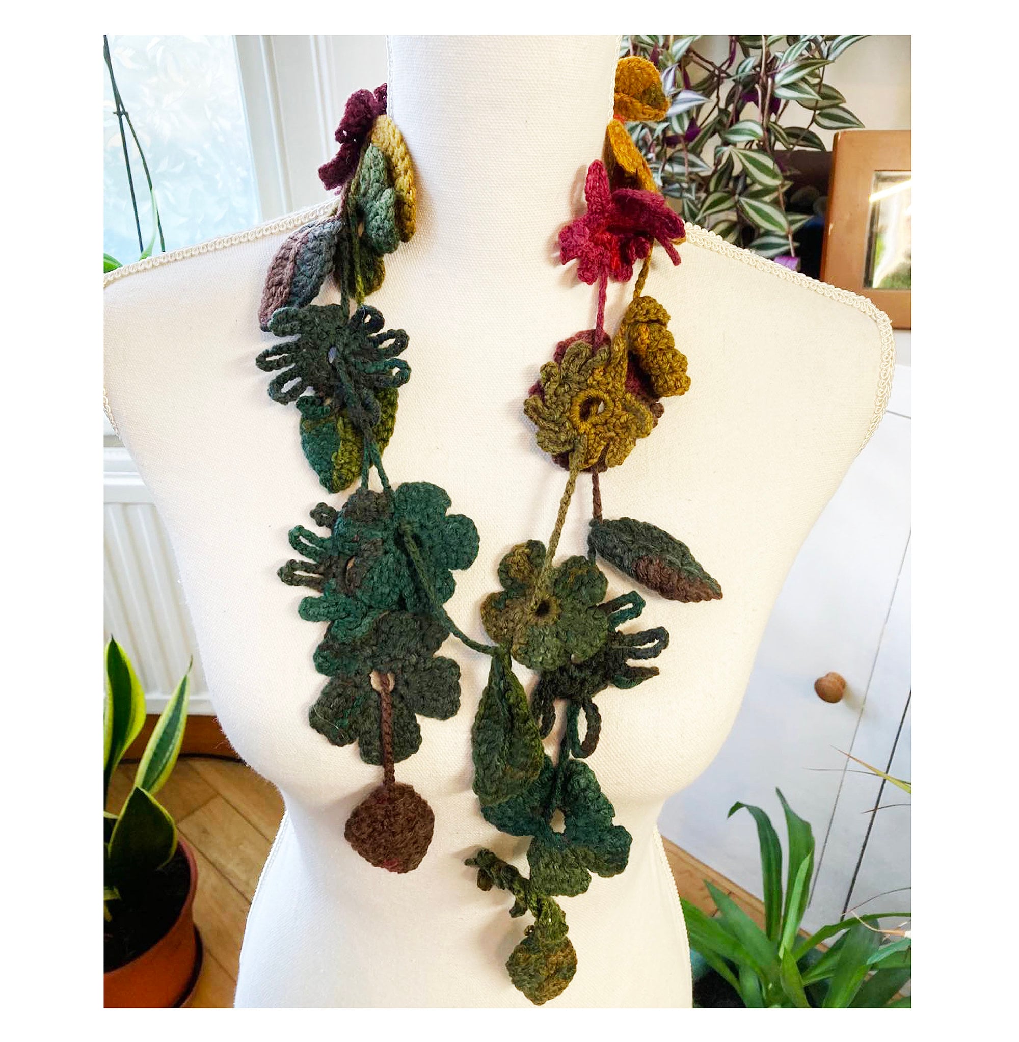 Gradient Multi Colors Leafy Flowering Neck Garland Shawl Necklace ...