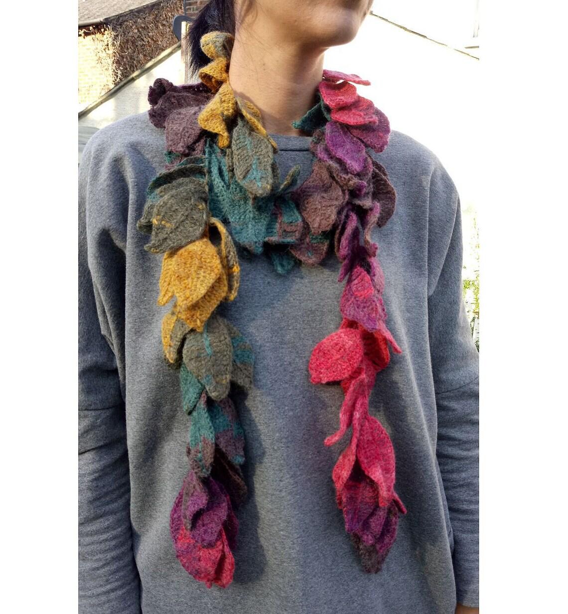 Alize Crochet Necklace Batik Colorfully Leafs Shawl Scarf Accessory ...