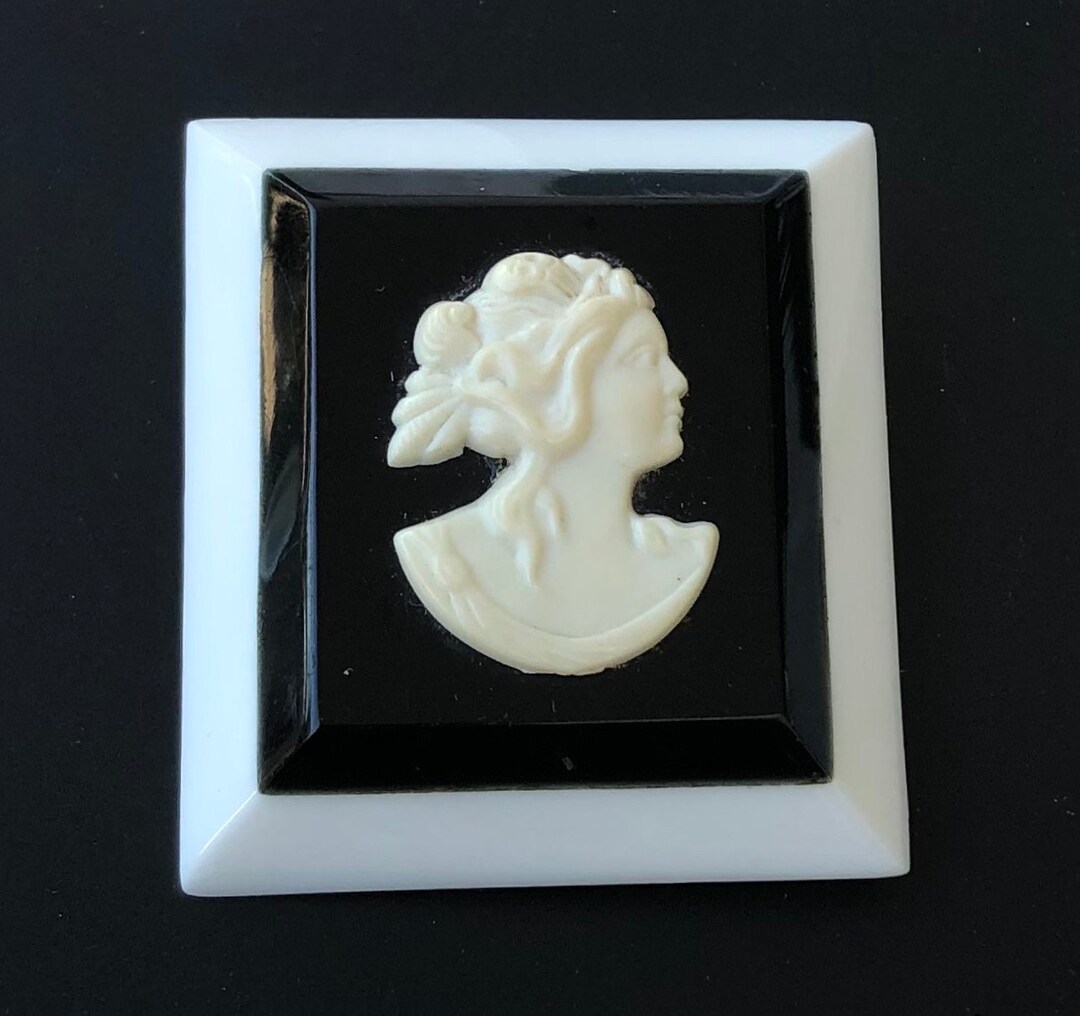 Unique Vintage Lady Cameo Brooch - Etsy