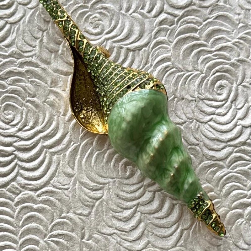 Seashell Brooch - Etsy