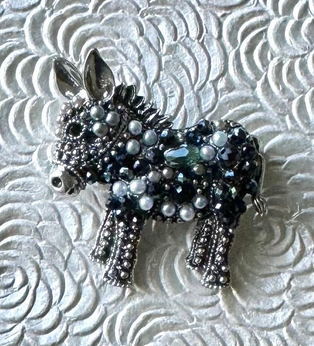 Adorable Donkey Vintage Style Brooch - Etsy