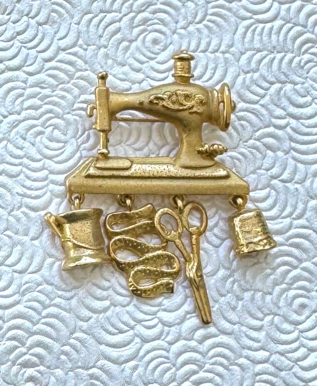 Vintage Signed Danecraft Sewing Machine Brooch - Etsy