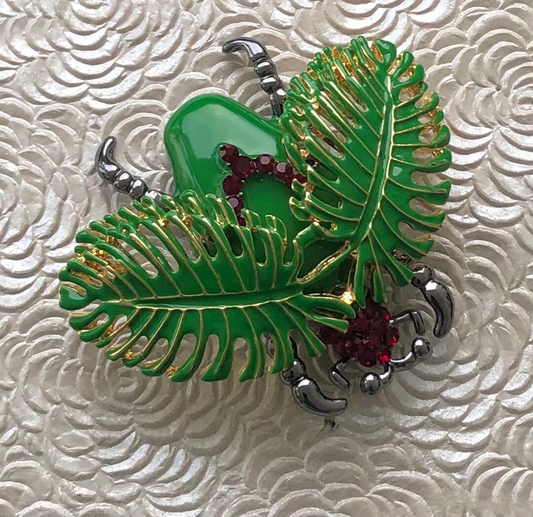 Unique Vintage Style Large Bee Brooch - Etsy