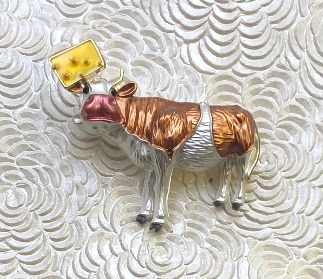 Adorable Vintage Style Cow Brooch - Etsy