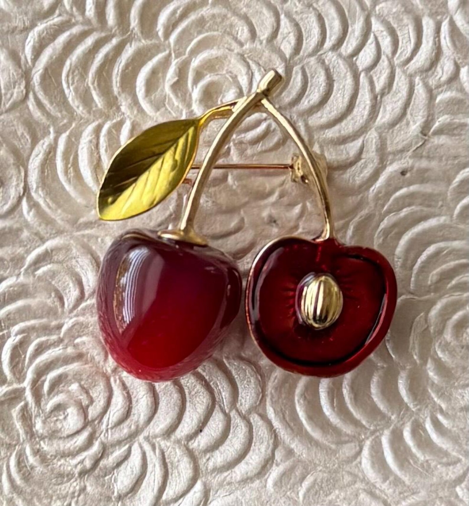 Vintage Style Cherry Brooch Pin - Etsy