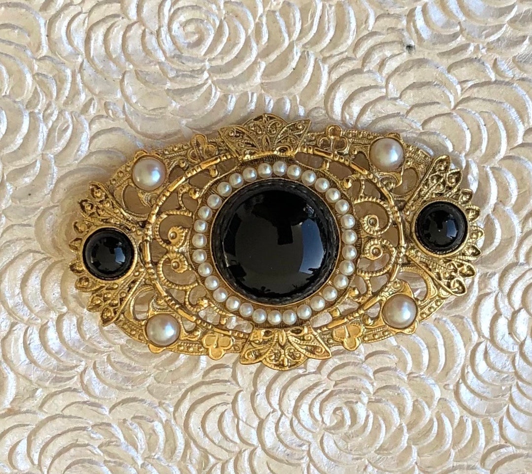 Vintage Signed 1928 Company Victorian Style Cabochon Brooch - Etsy