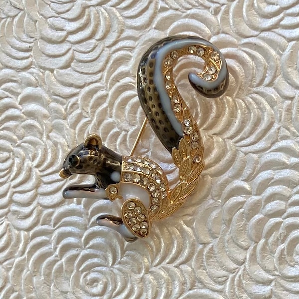 Squirrel Brooch - Etsy