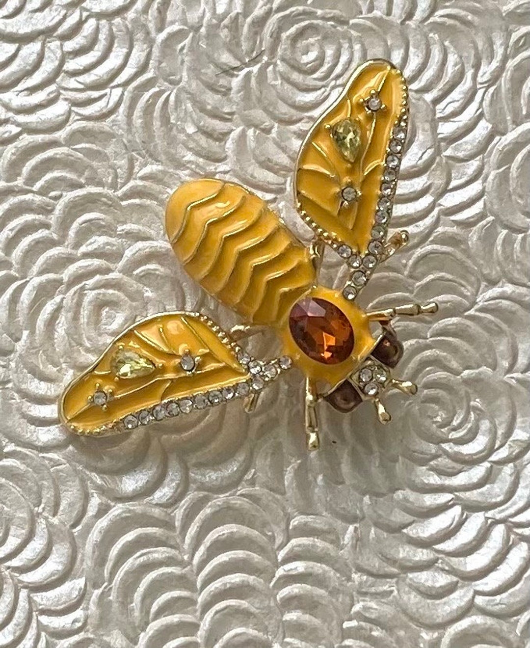 Unique Vintage Style Large Bee Brooch - Etsy