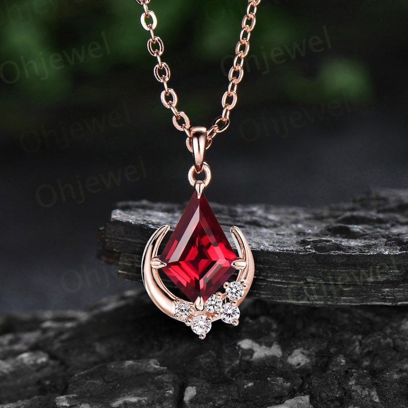 Gold Ruby Cluster Pendant - Etsy