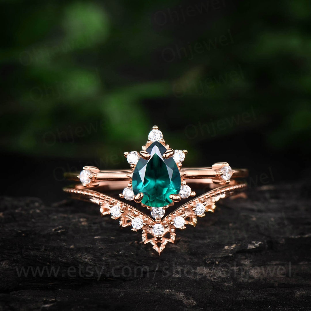 Rose Gold Ring Set Unique Vintage Engagement Ring 2pcs Pear Emerald ...
