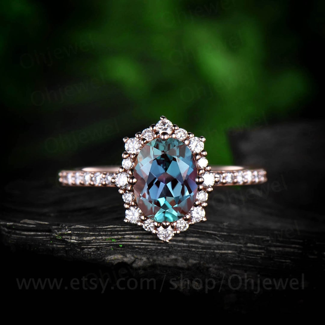 1.3ct Alexandrite Ring for Women Vintage Unique Halo Cluster Moissanite ...