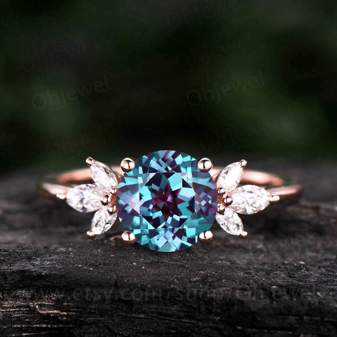 Round Alexandrite Ring Gold Silver Vintage Alexandrite Engagement Ring ...